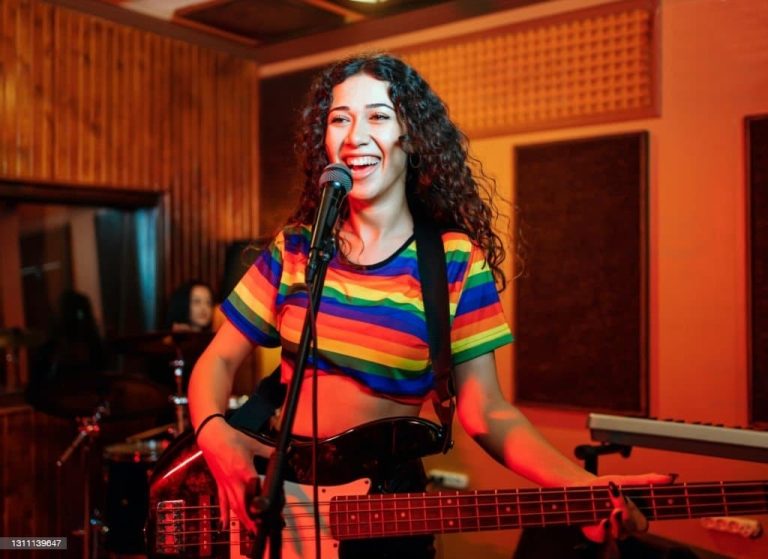 Lesbian Singers: Celebrating the Voices of LGBTQ+ Women in Music ...